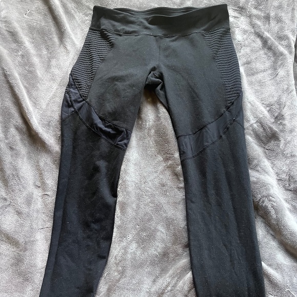 Fabletics | Pants & Jumpsuits | Fabletics Black Leggings | Poshmark